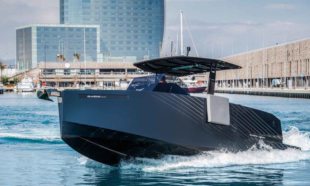 El icónico CUPRA salta a los mares de la mano del astillero barcelonés ...